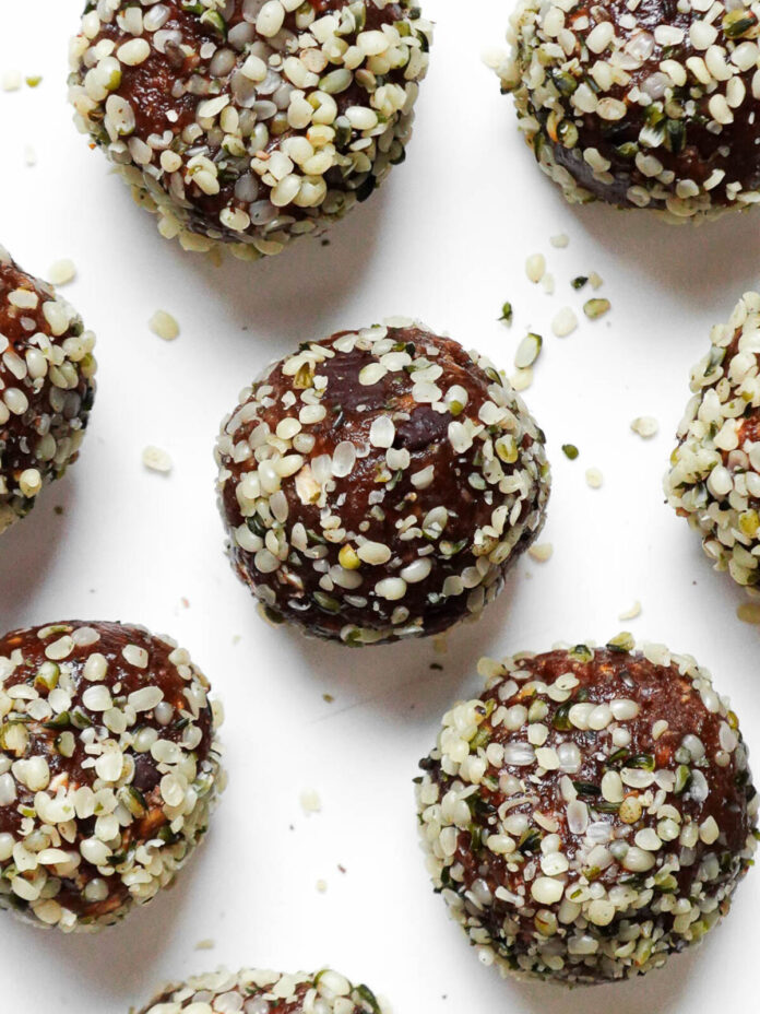 Carrot Cake Energy Balls - Boo Boo's Bakery