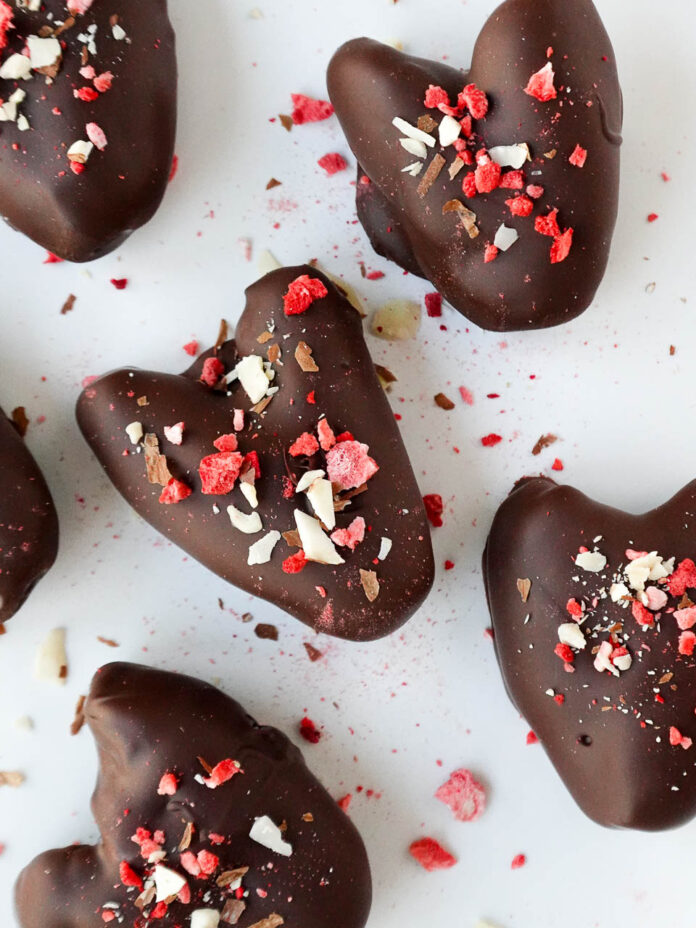 Peanut Butter Date Energy Balls - Boo Boo's Bakery