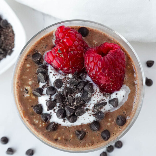 Brownie Batter Overnight Oats - Boo Boo's Bakery